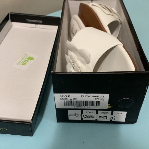 Lulus | Shoes | Lulus Flowina White Flower Flat Slide Sandals | Poshmark